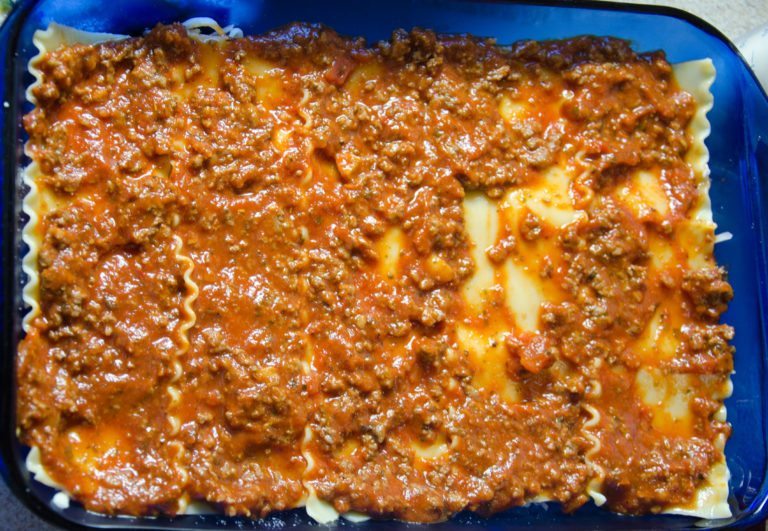 Easy, Classic Lasagna: Step-by-Step Pictures & Instructions